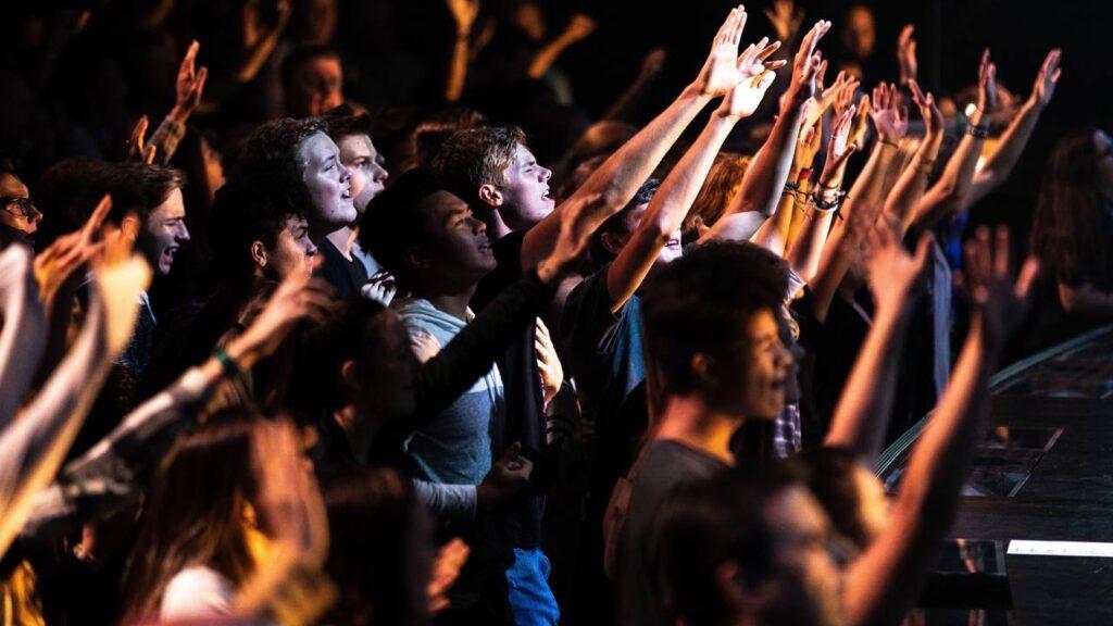 How to Lead People to Be Saved | The Bible Daily Network